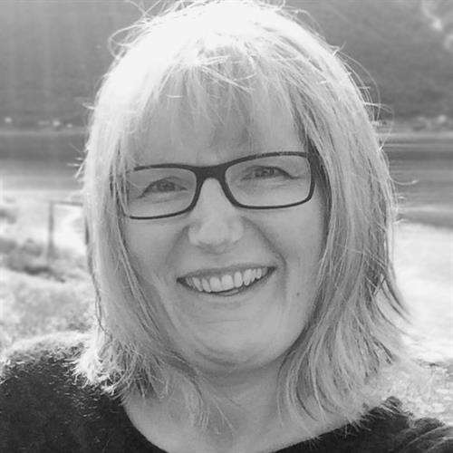 Vårin Hellevik - JUS